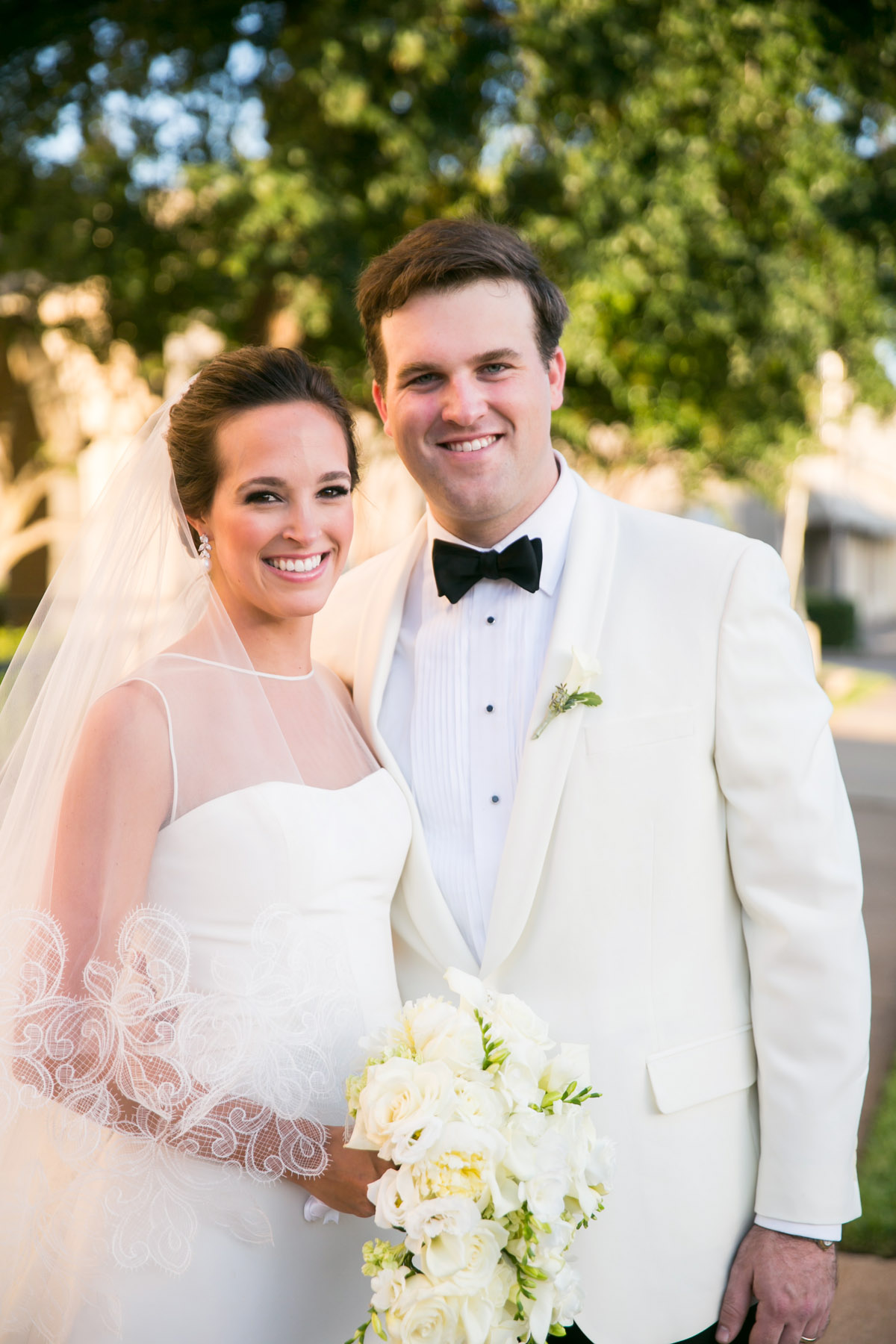 Blue, White, and Butterflies All Over for This Dallas Country Club Wedding