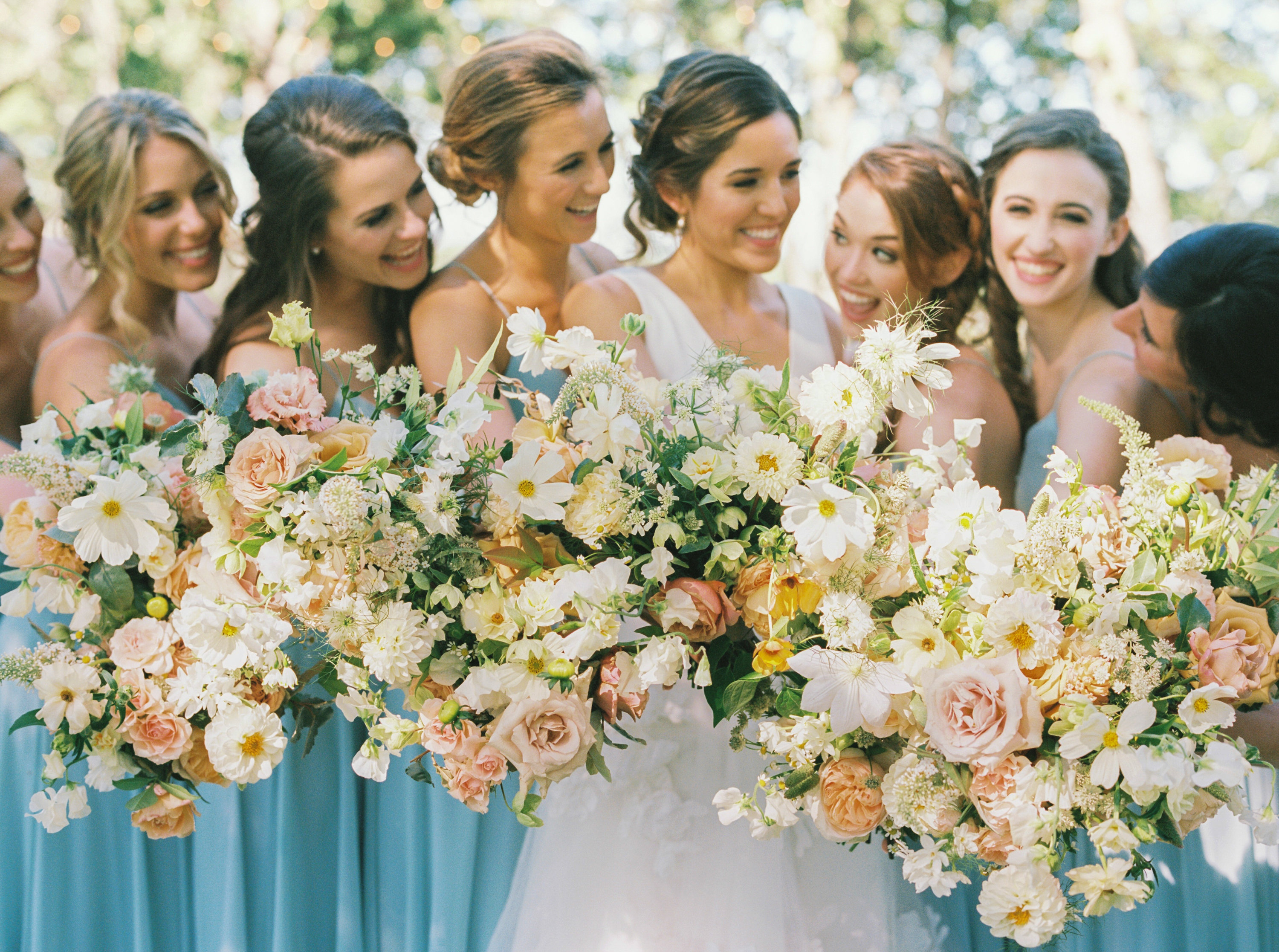 Give an Ode to Texas Through Your Wedding Floral Arrangements