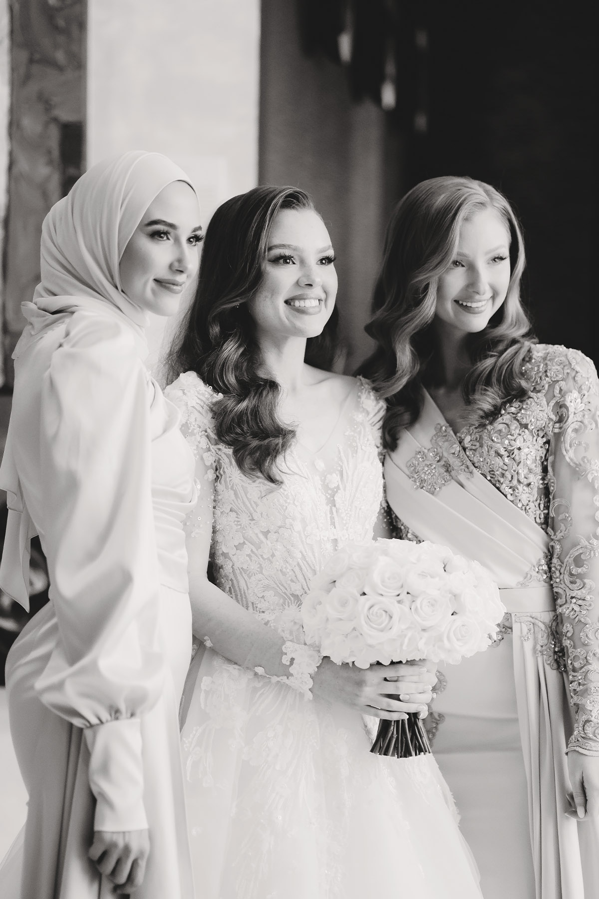 A Classic All-White Wedding at The Thompson Combined Minimal Elegance ...