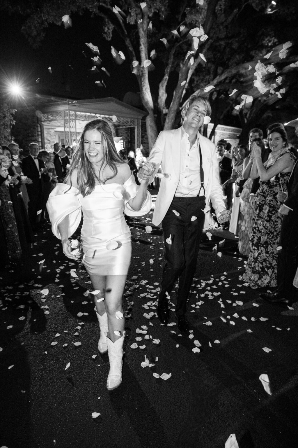 A Dreamy At-Home Wedding Inspired by the Bride and Groom's First Date ...