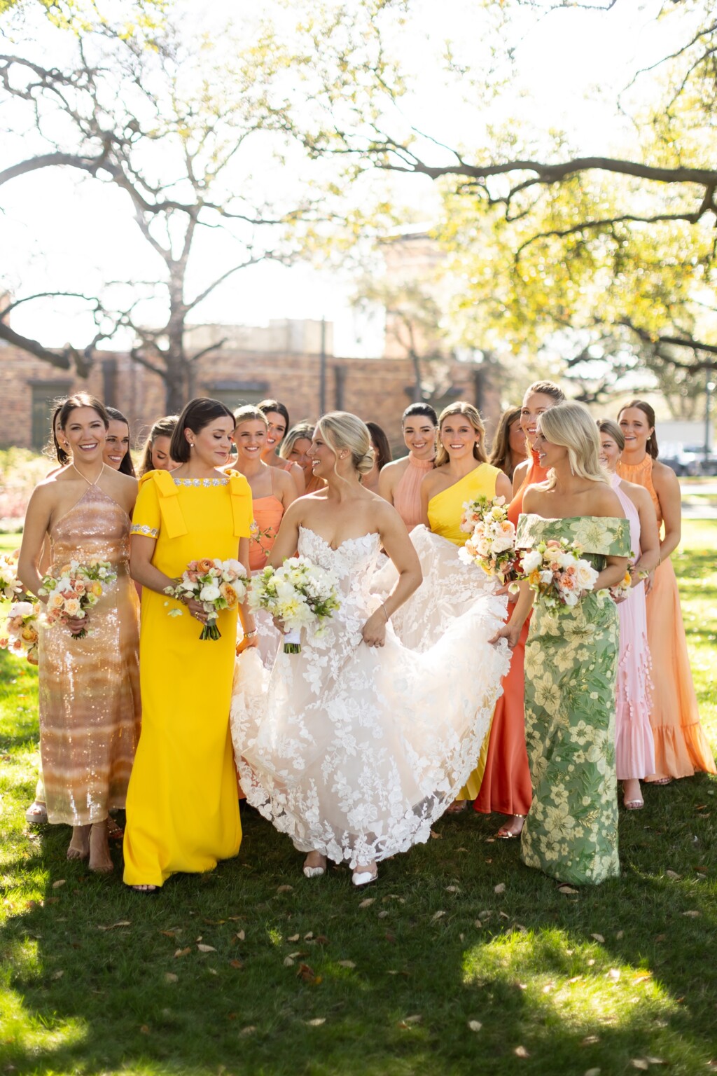 How Dallas Brides Can Incorporate Spring Colors Into Their Wedding Days