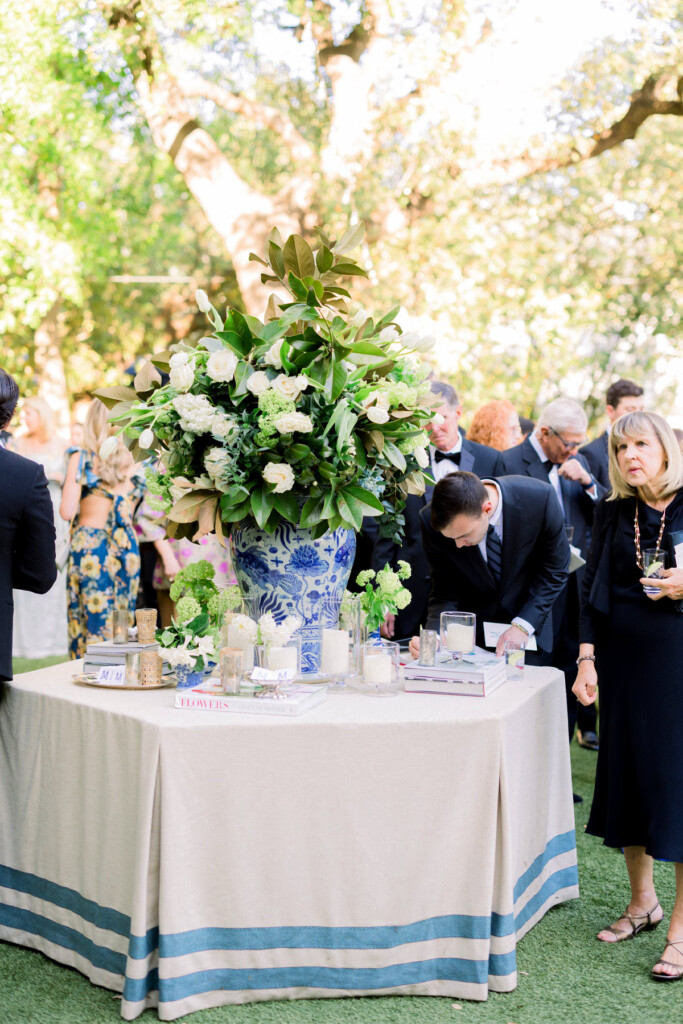 Preston-Harmon-and-Matthew-McLaughlin-wedding-reception-table-and ...