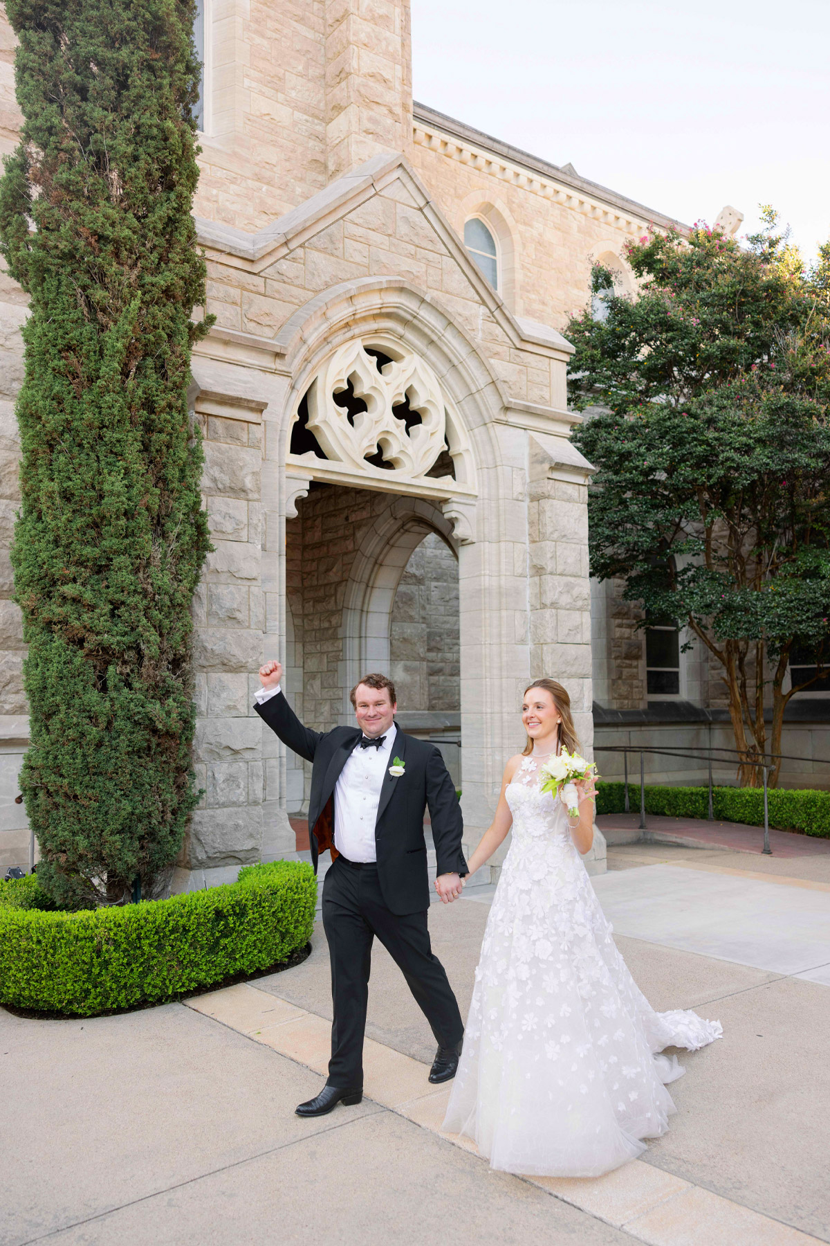 Sarah-McLaughlin-and-Kurt-Hanson-wedding-portrait-VERT