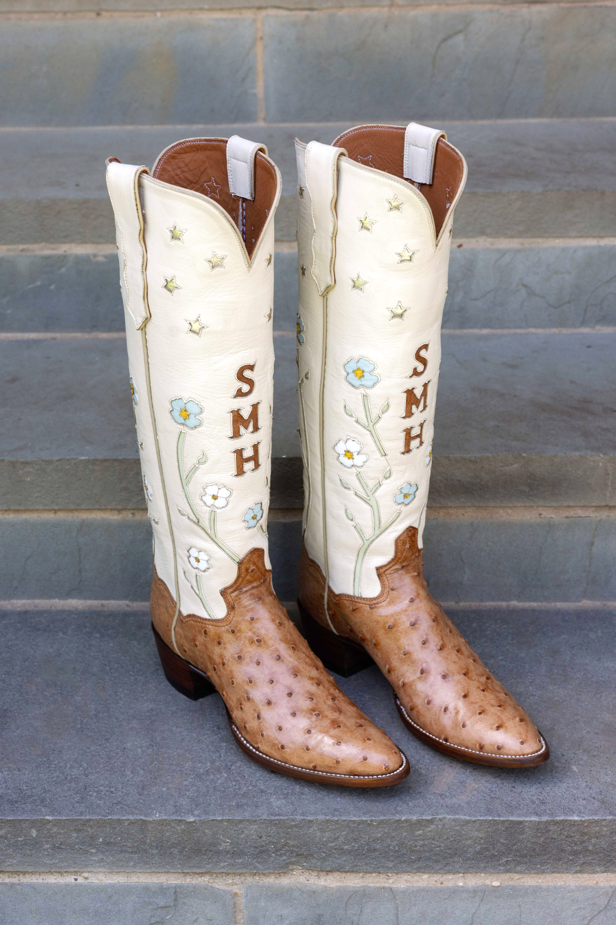 Sarah-McLaughlin-wedding-SMH-boots-VERT