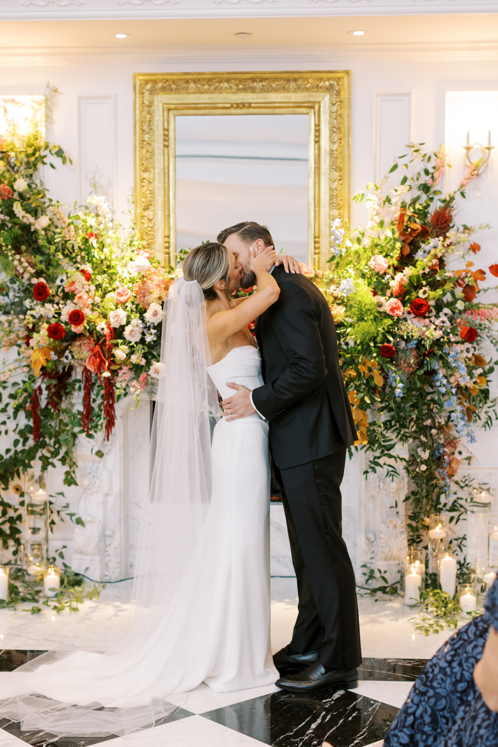 LAUREN + TANNER WELLS WEDDING