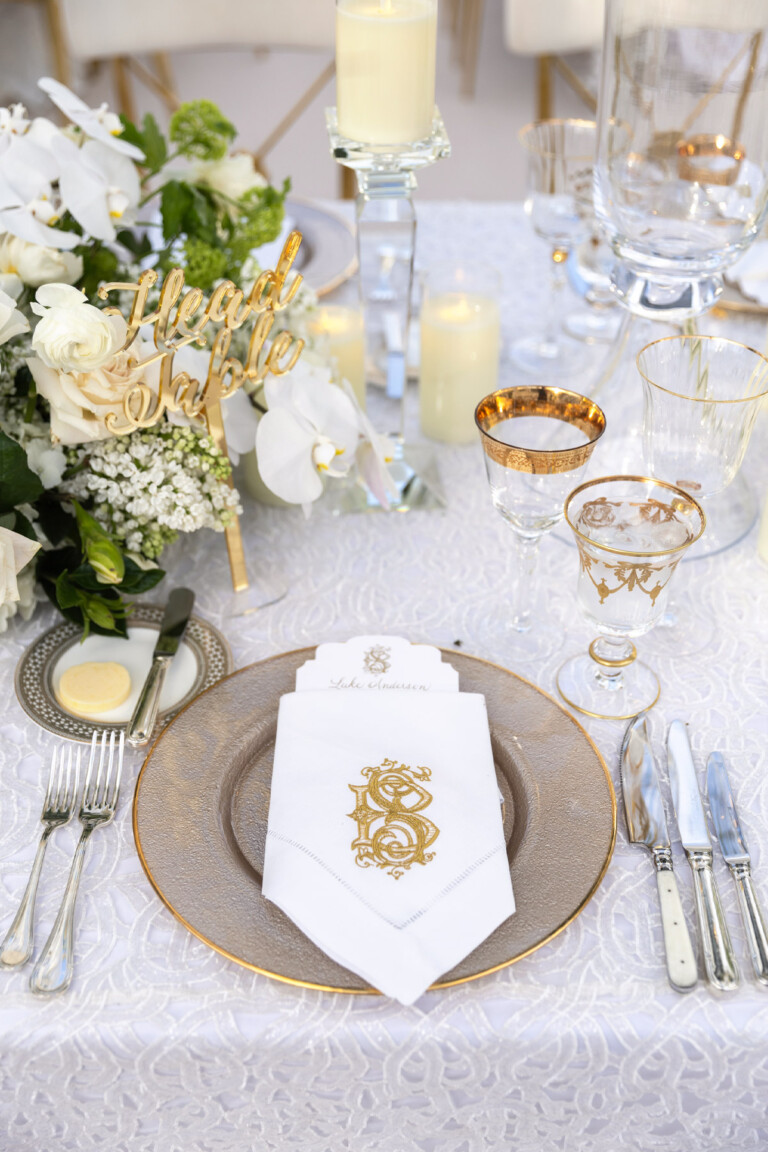 Savannah-Troutt-and-Ben-Stubbs-wedding-reception-table-details-VERT